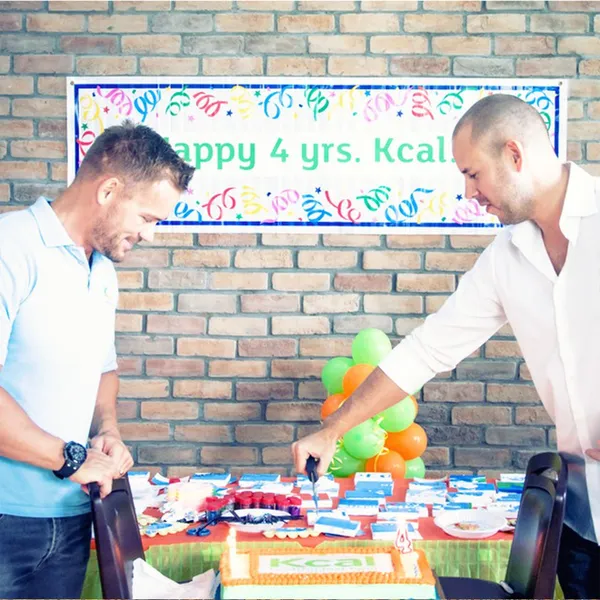 Kcal Restaurants - About - UAE