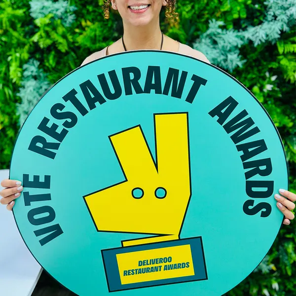 Kcal Restaurants - About - UAE